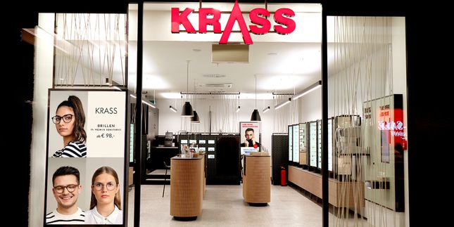 Leichenschauhaus Optimistisch Trägheit krass optiker Schelten Bedauern ...